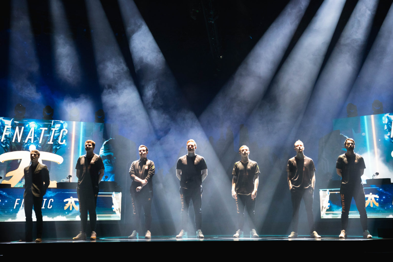 Electronic Arts Reveals The Sims: Project Rene as a New Mobile Game ...