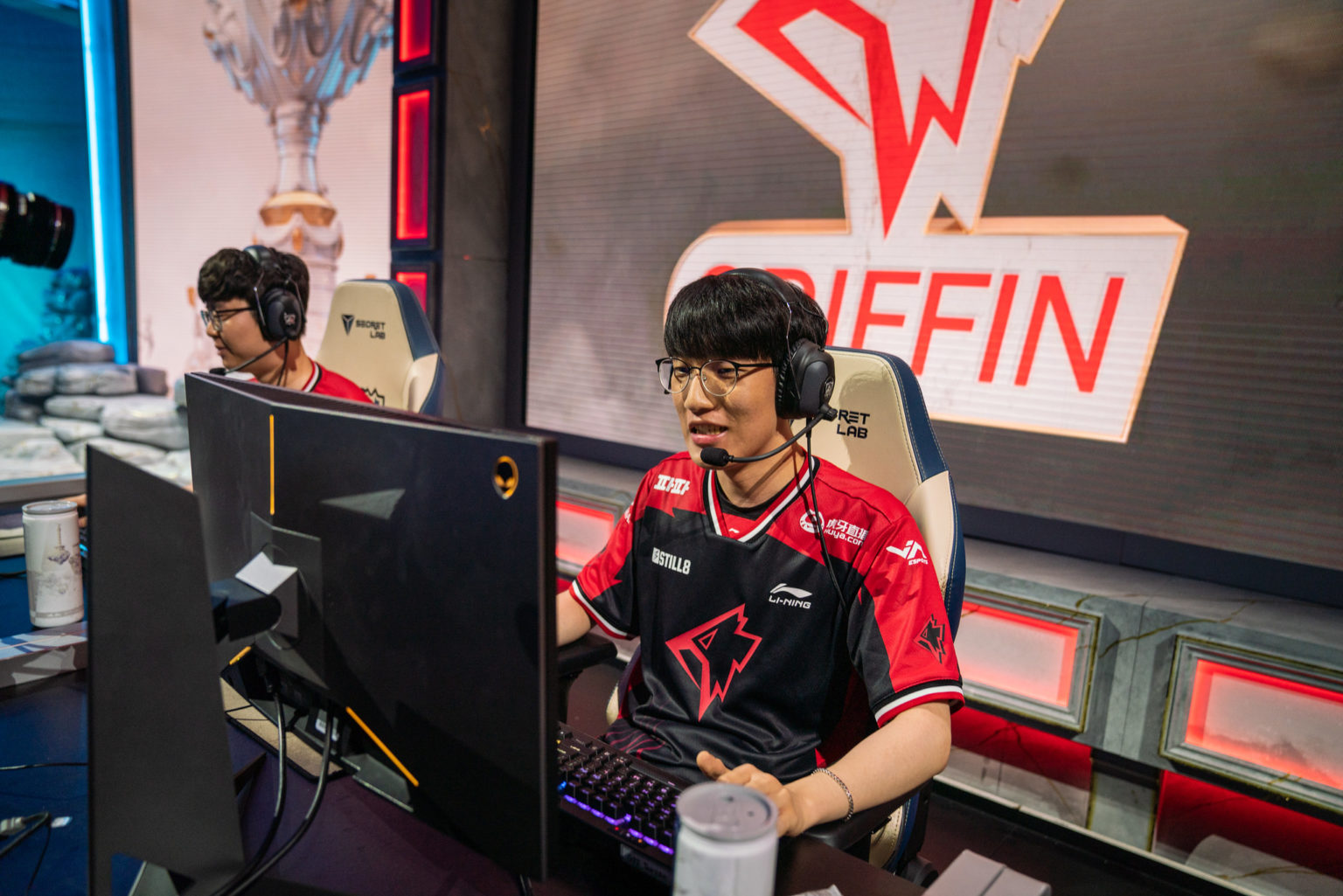 《英雄聯盟》cvMax 再爆料！管理層逼選手簽長約又讓練習生吃剩飯？ - EXP.GG