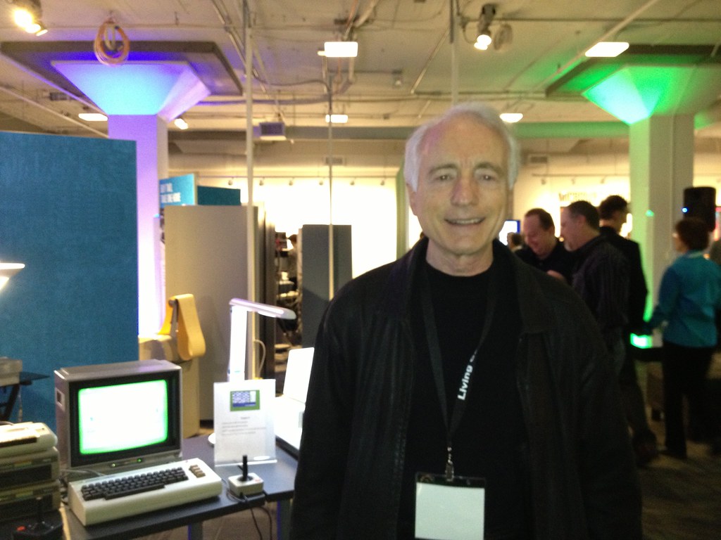 「剪下/複製/貼上」使用者介面發明者 Larry Tesler 去世享年 74 歲 - EXP.GG