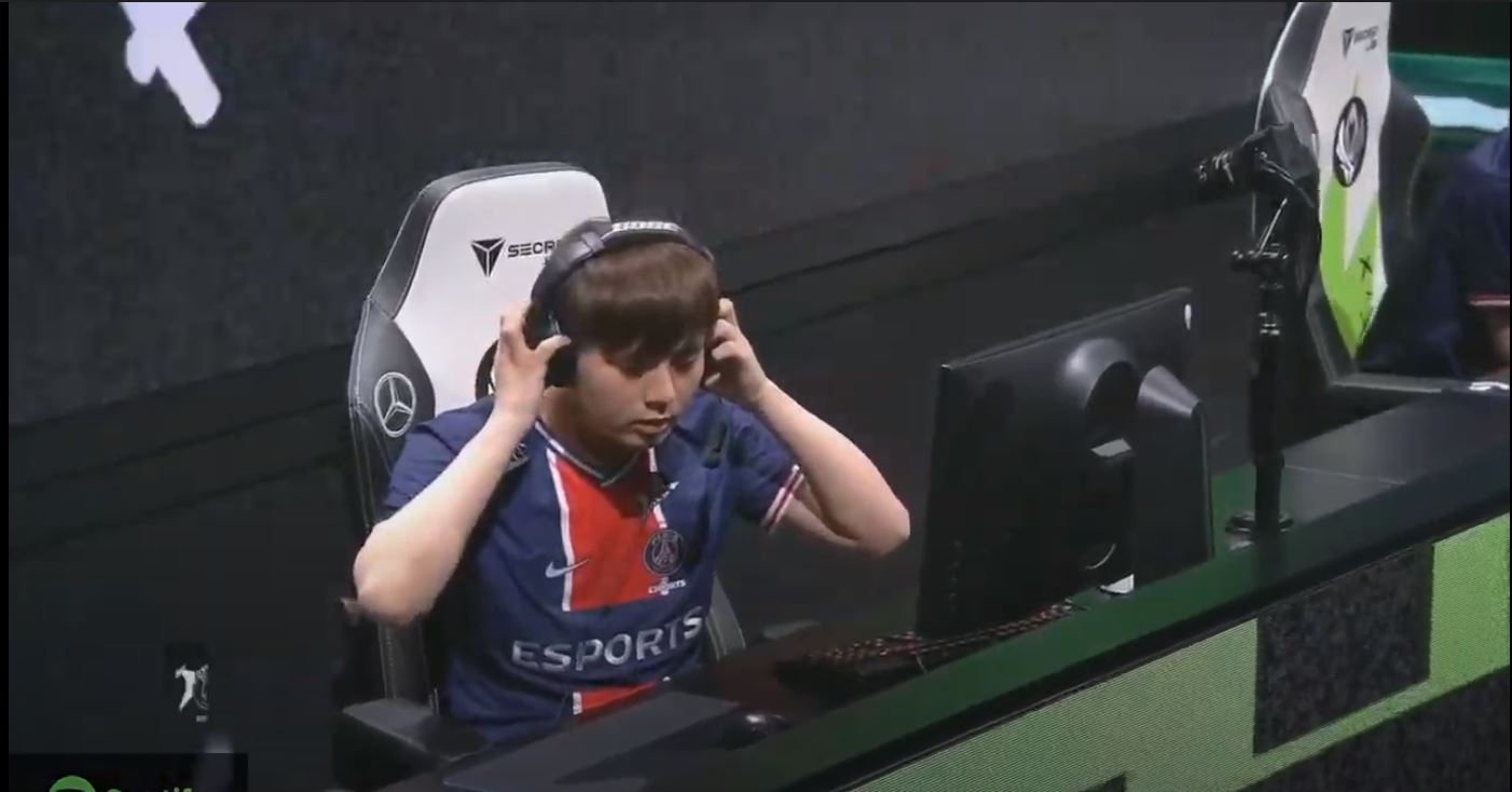 MSI 正賽 D1 / RNG 鼻地大師小虎智商壓制 C9！10-0 開局即將封神？ - EXP.GG